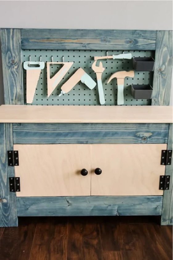 20+ Free DIY Workbench Plans for Every Skill Level